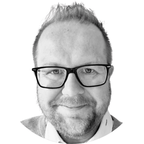Unique Blend of Practitioners and High-Grade Consultants